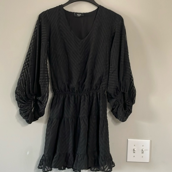 Vici | Dresses | Vici Dress | Poshmark